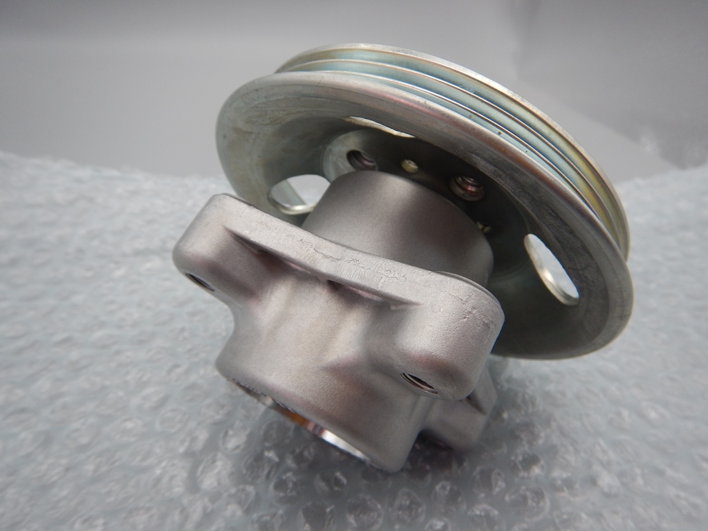 2016年モデル ボルボ XC70 リブベルトプーリー 31258133（ブログ） - ASTO(アスト) 公式